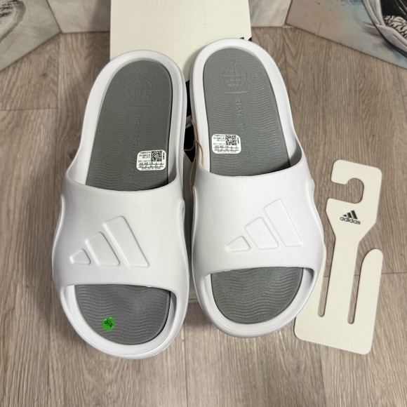 adidas | Shoes | New Adidas Adicane Slide Dash Grey Id788 Light Gray ...